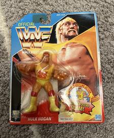 Hulk Hogan (WWF Hasbro) (Series 1) - Action Figure Price